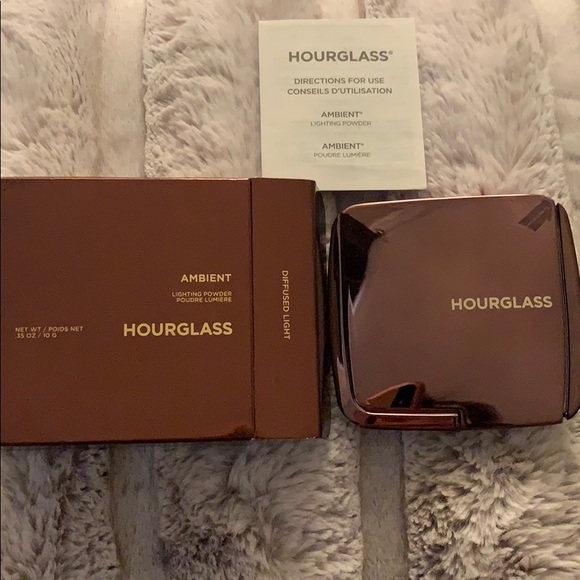 Hourglass | Makeup | Hourglass Finishing Powder | Poshmark
